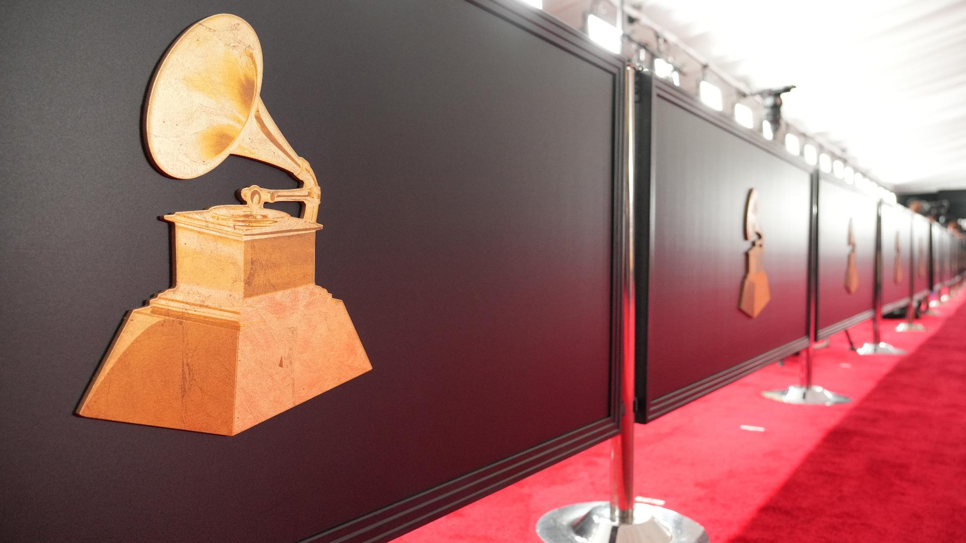 Cynthia Erivo and Ariana Grande win the first Grammy Award given out ...