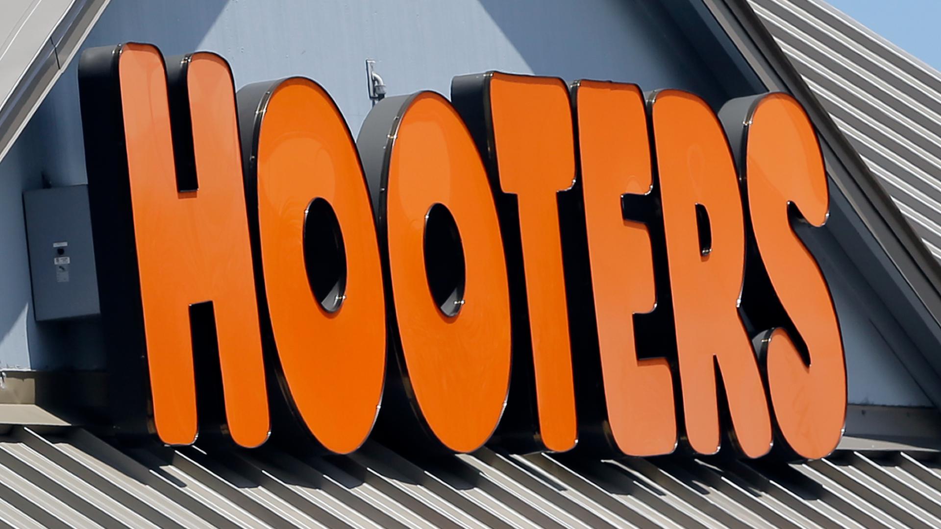 Hooters store closings 2025: Full list of dozens of locations abruptly ...