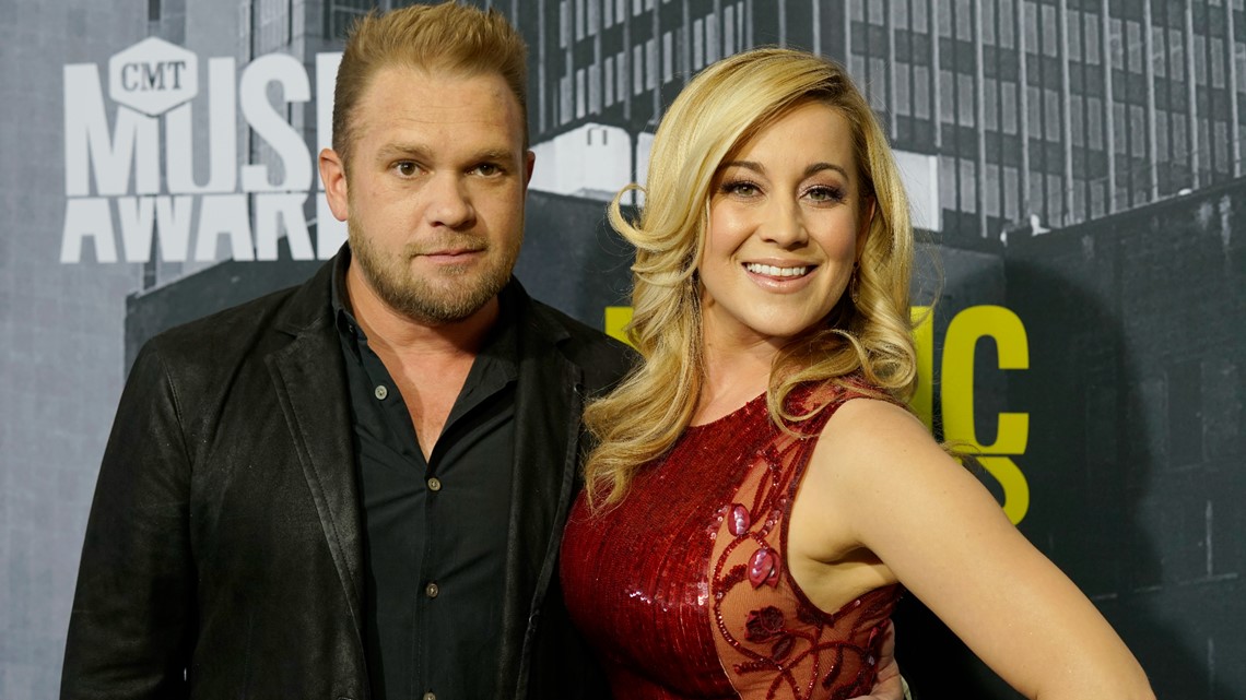Kyle Jacobs, husband of singer Kellie Pickler, dies at 49 ...