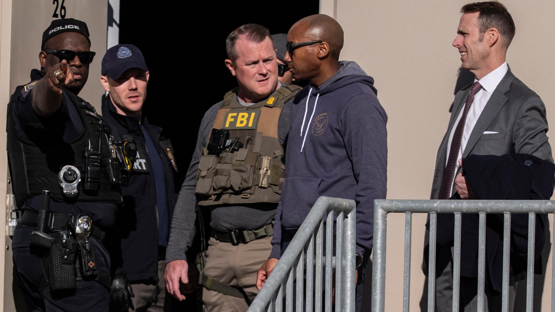 Search warrant FBI served at elections office near Atlanta seeks ...
