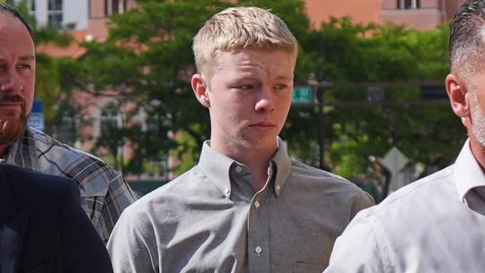 Florida teen charged with killing stepsister on Carnival cruise could ...