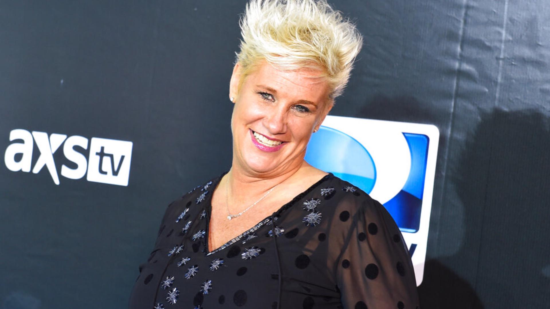 Food Network star Anne Burrell dies at 55 | firstcoastnews.com