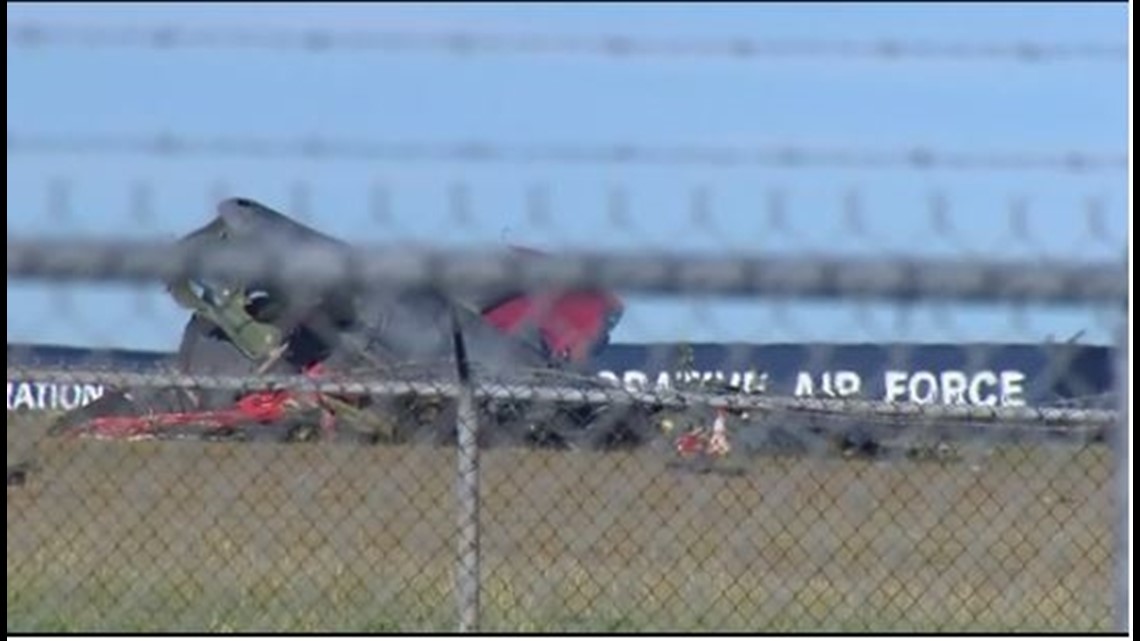 Video: Two planes crash at Dallas air show | firstcoastnews.com