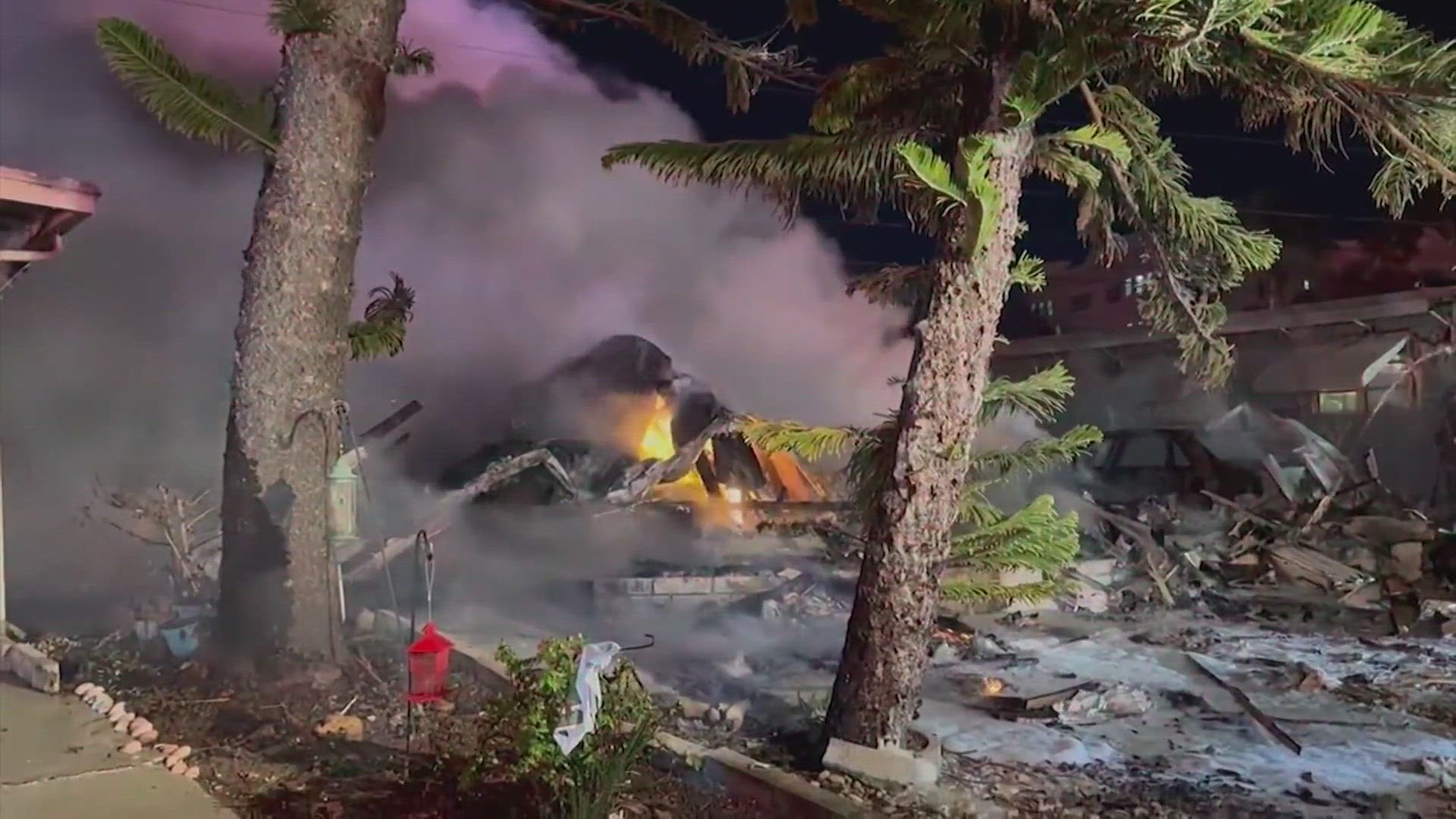 Victims killed in plane crash, mobile home fire identified ...