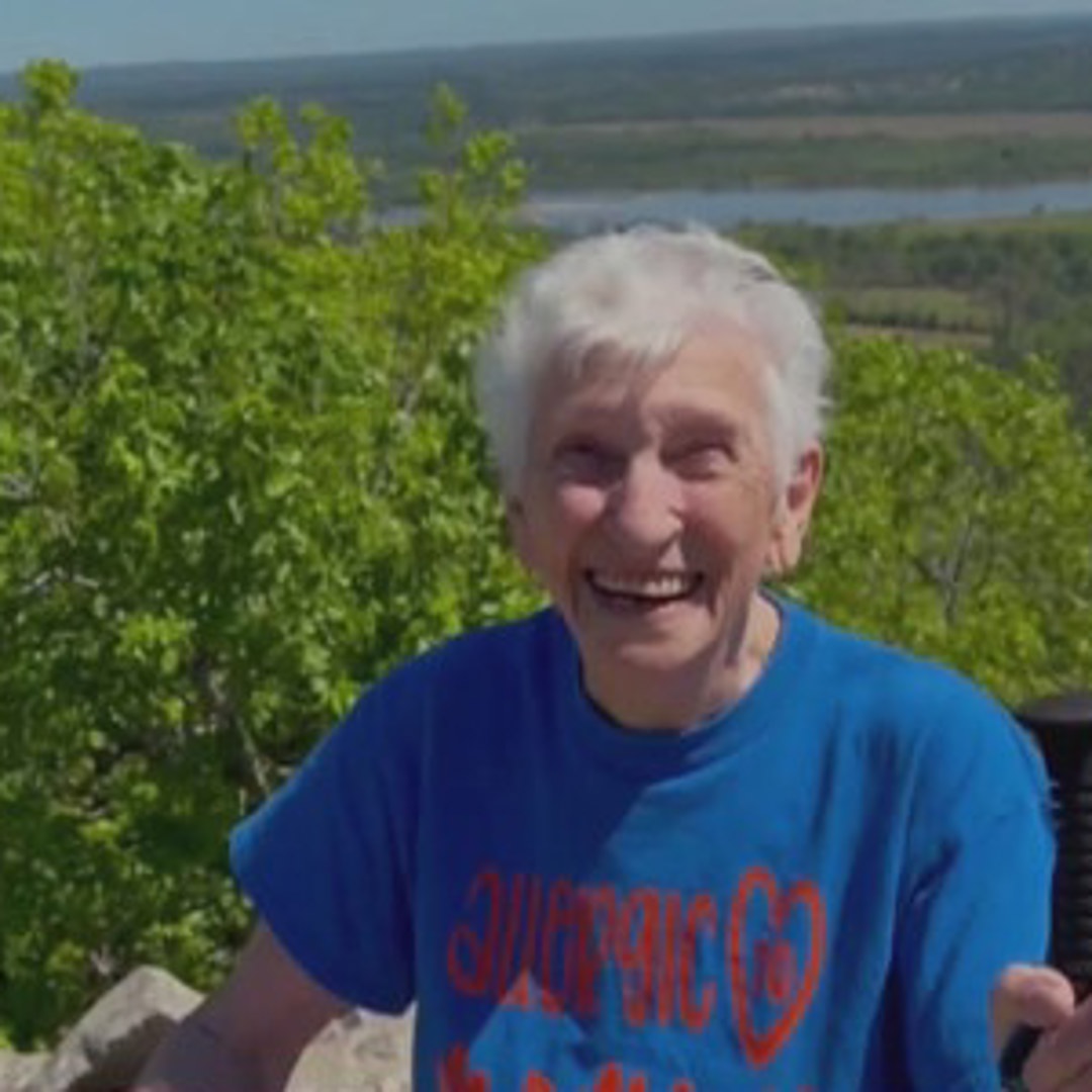 94-year-old Arkansas woman still climbing the mountains she hiked as a ...
