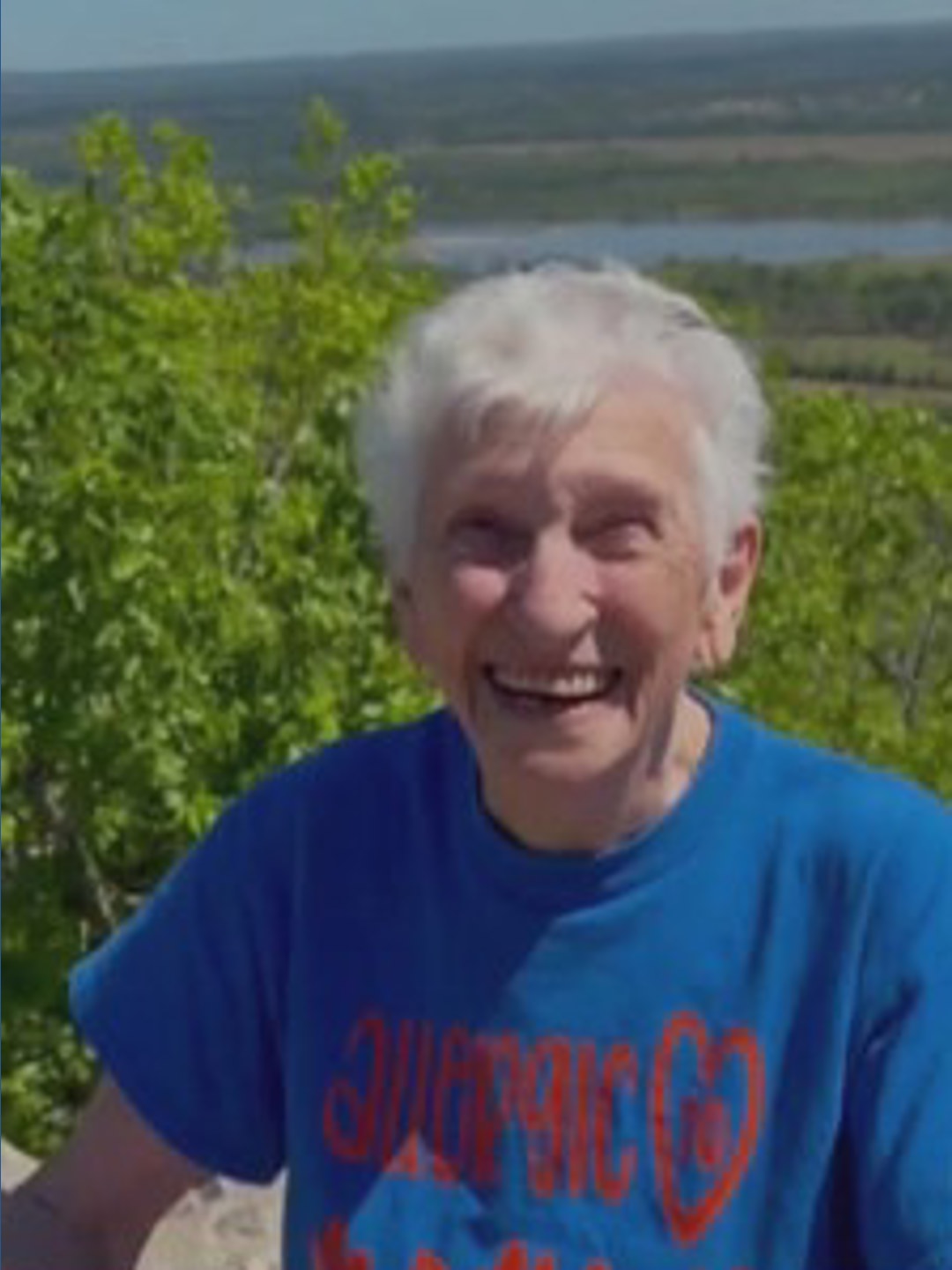 94-year-old Arkansas woman still climbing the mountains she hiked as a ...