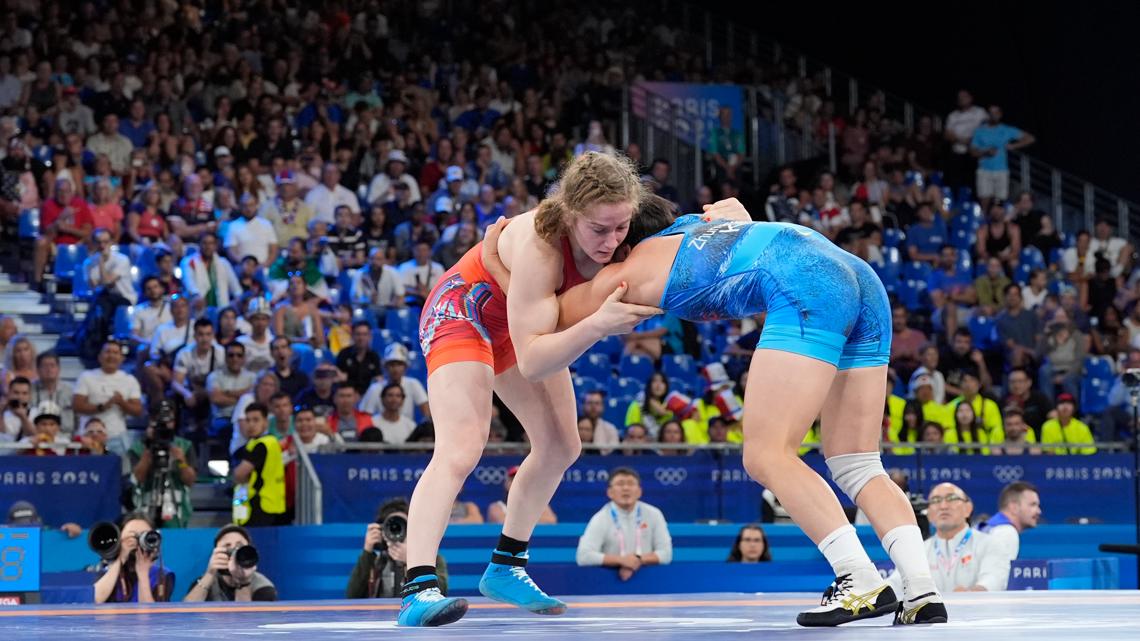 Amit Elor becomes youngest U.S. wrestler ever to win Olympic gold ...