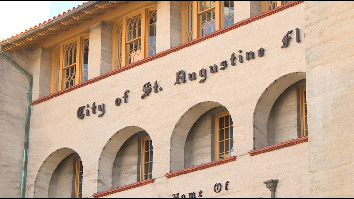 Man dies after falling off 15-foot ladder at St. Augustine City Hall ...