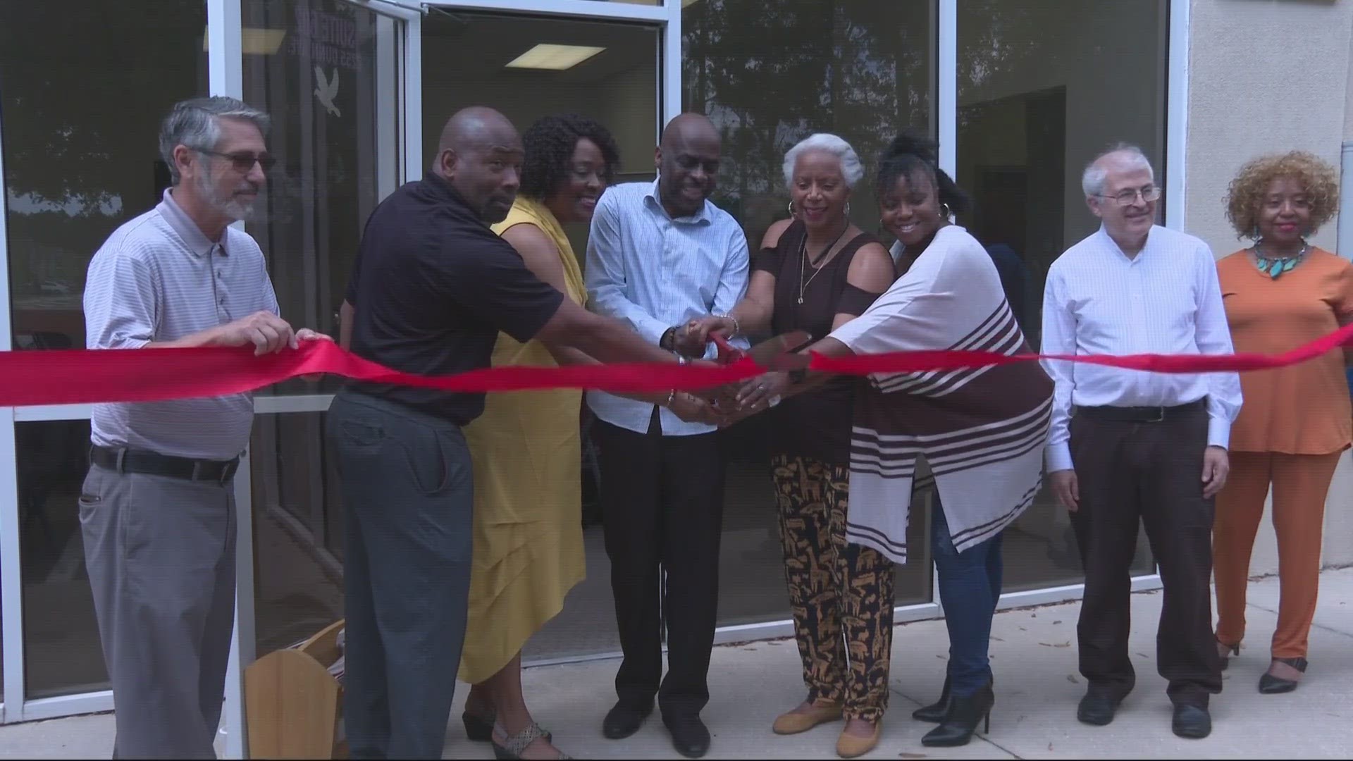 Man honors late wife with Jacksonville innovation center ...
