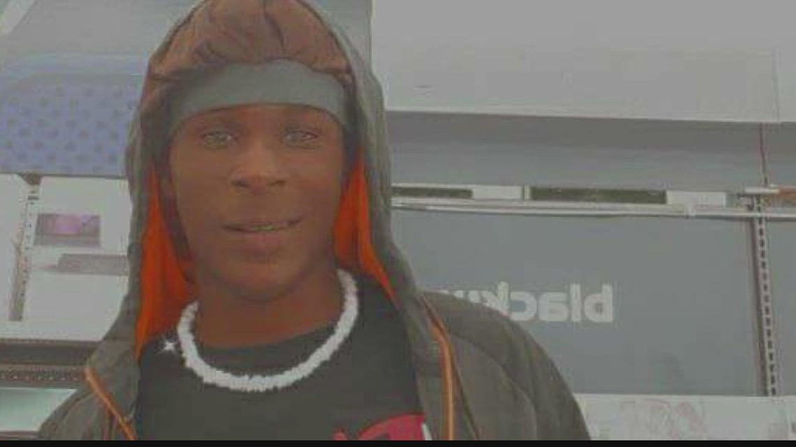 Vigil held for Raymond Wade, football player who drowned ...