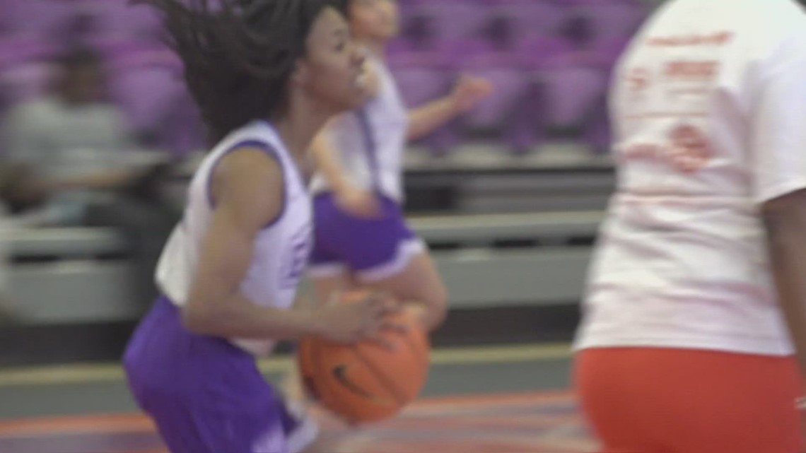 Edward Waters Lady Tigers basketball | firstcoastnews.com