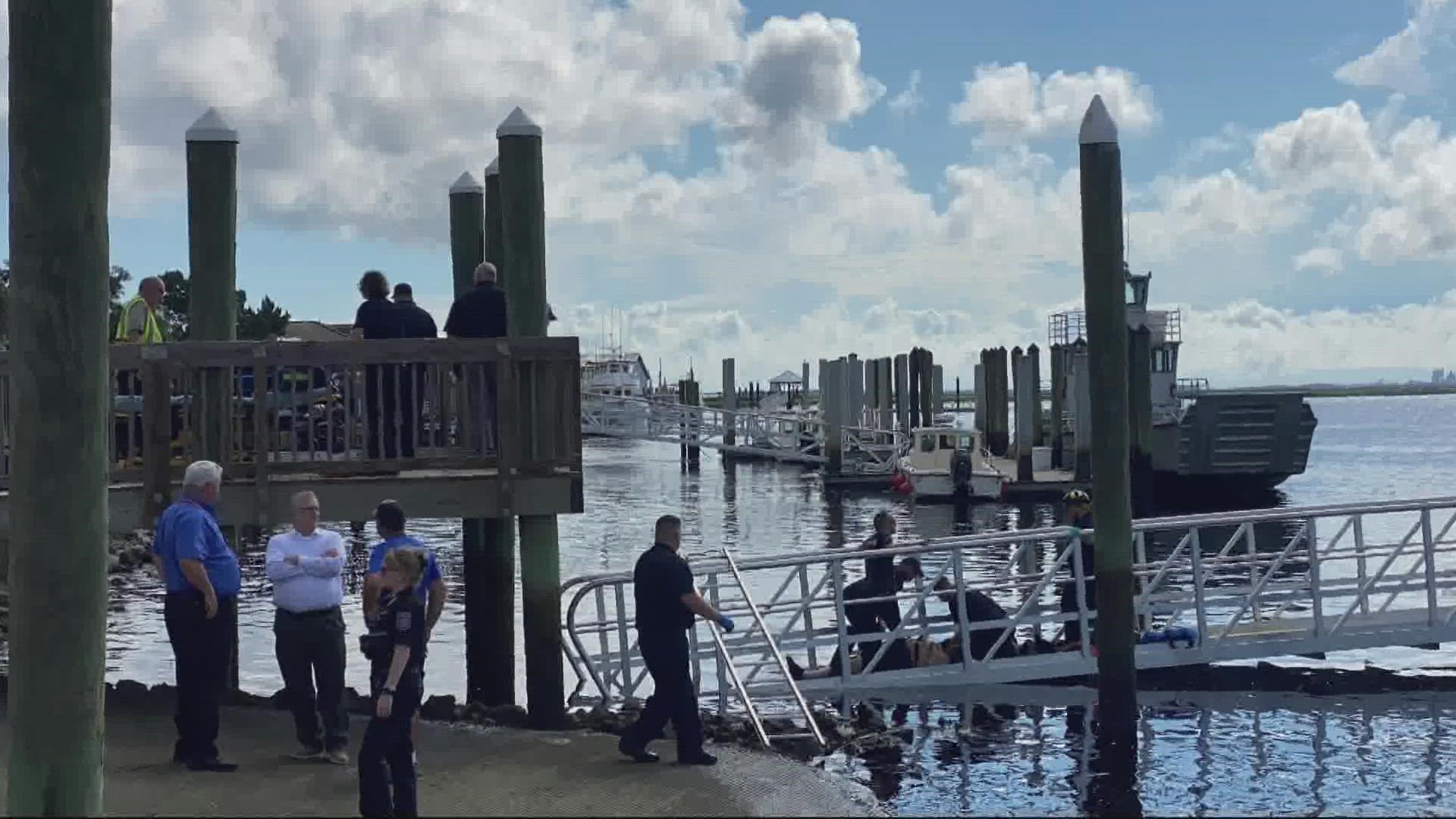 Officials: 17 hurt in dock collapse in St. Marys, Georgia ...