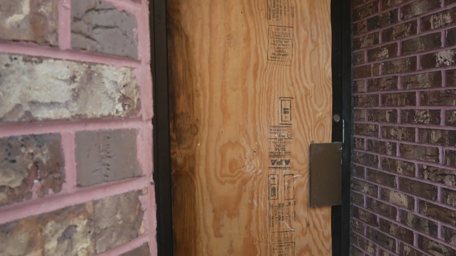 Thousands of cases of salad dressing recalled due to 'foreign objects ...