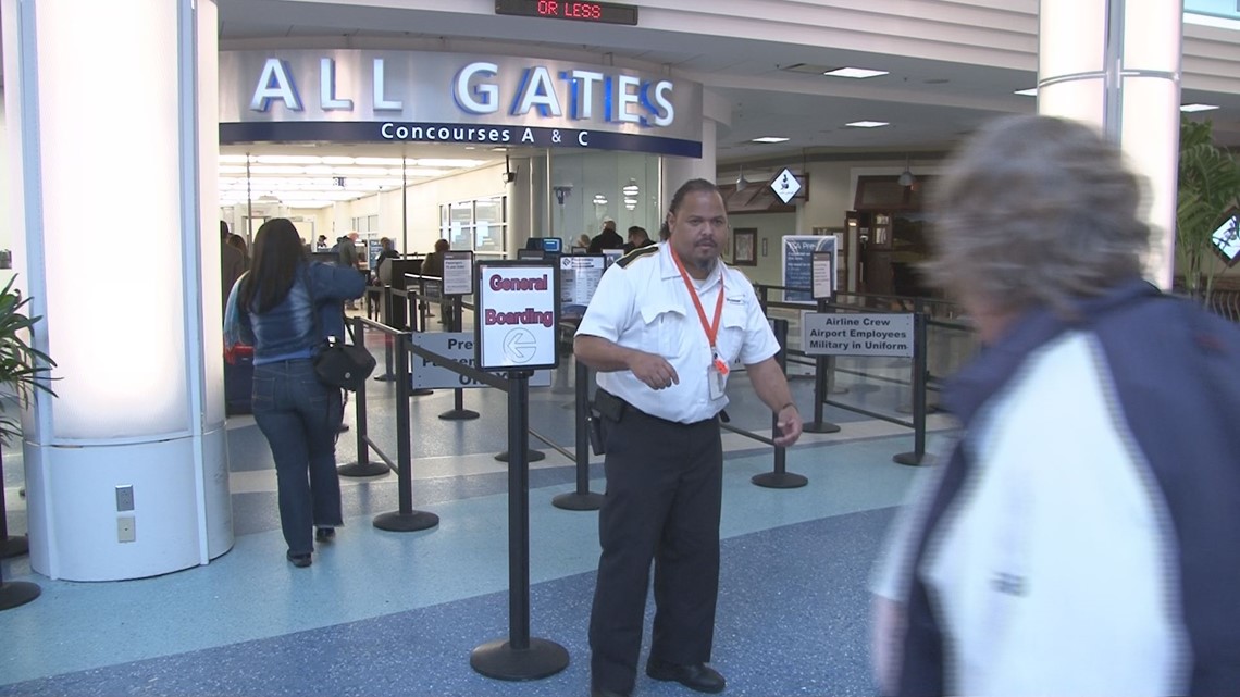 JAX opens new military lounge for active-duty service | firstcoastnews.com