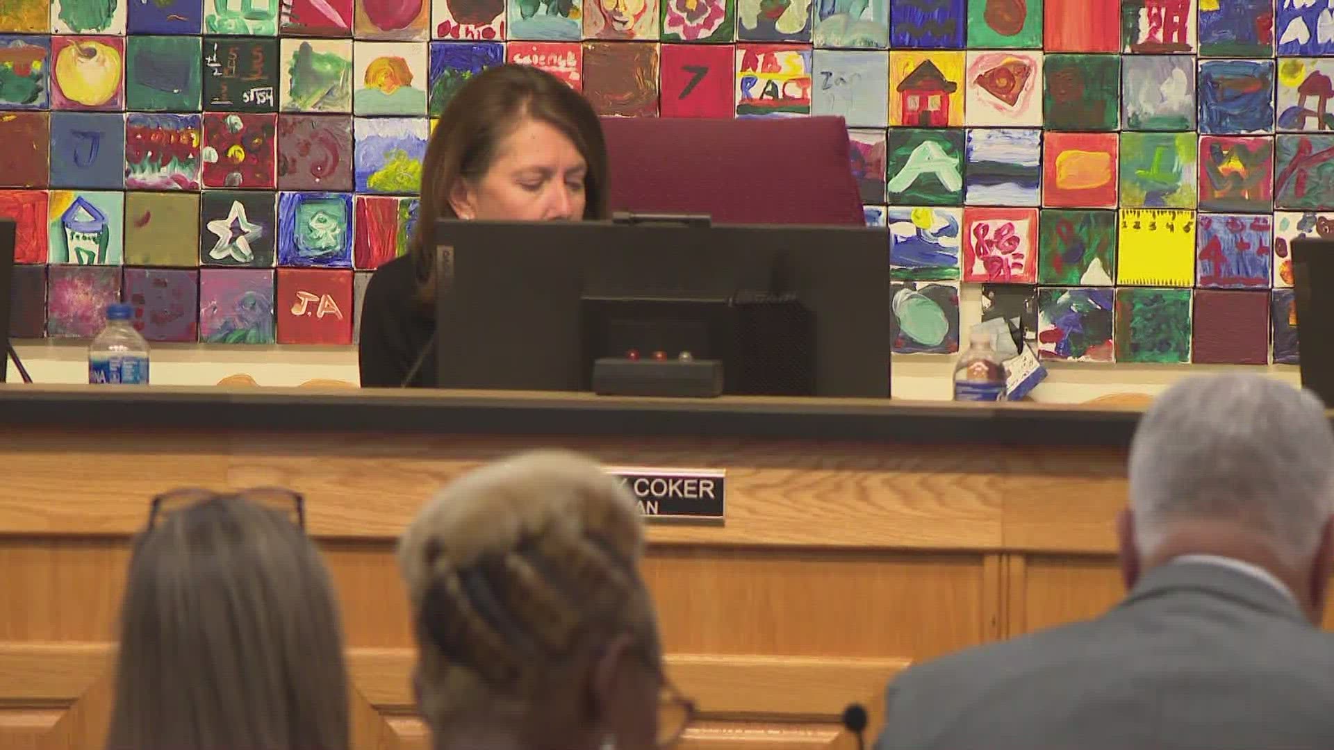 DCPS board votes to allow superintendent to retire following DA high ...