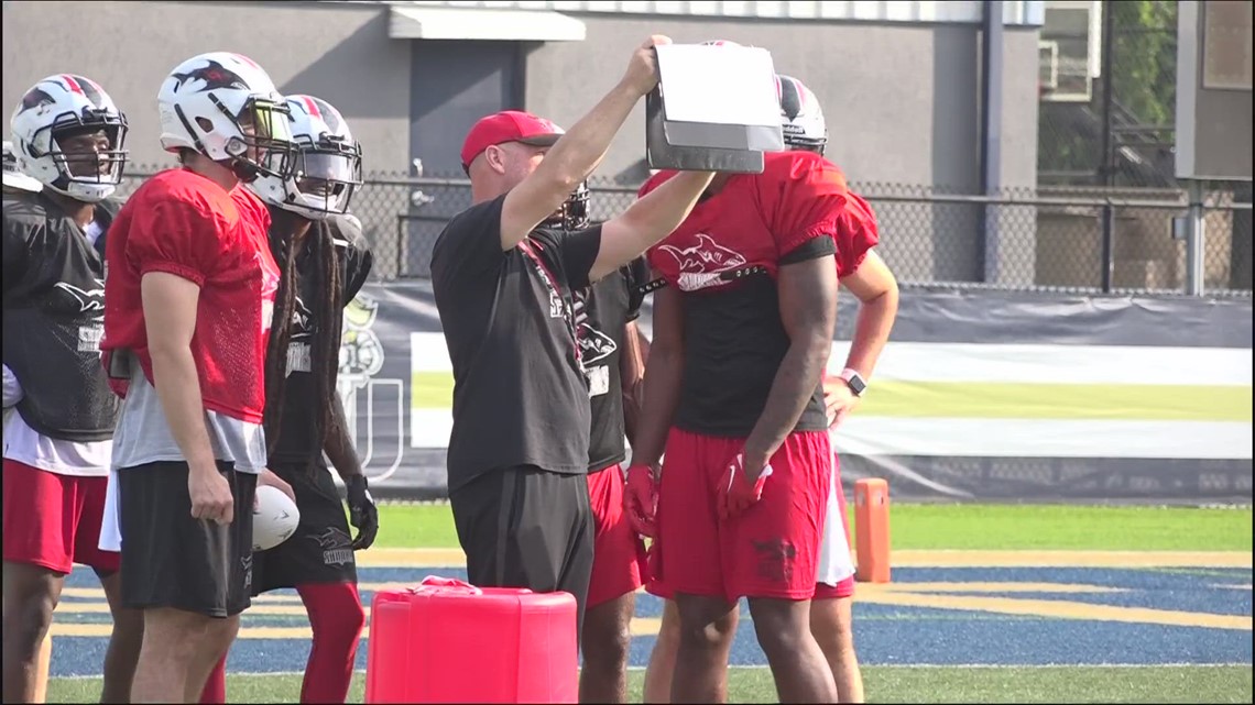 This year's Jacksonville Sharks are starting to hit their stride ...