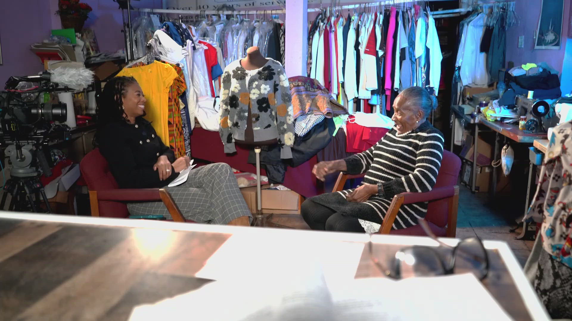 Man crashes into light pole after shooting in Lackawanna area, JSO says ...