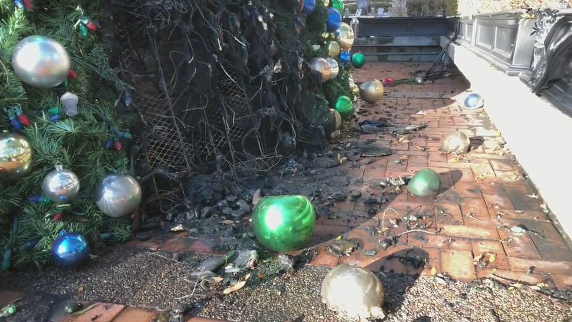 Florida Christmas tree damaged Christmas Day | firstcoastnews.com