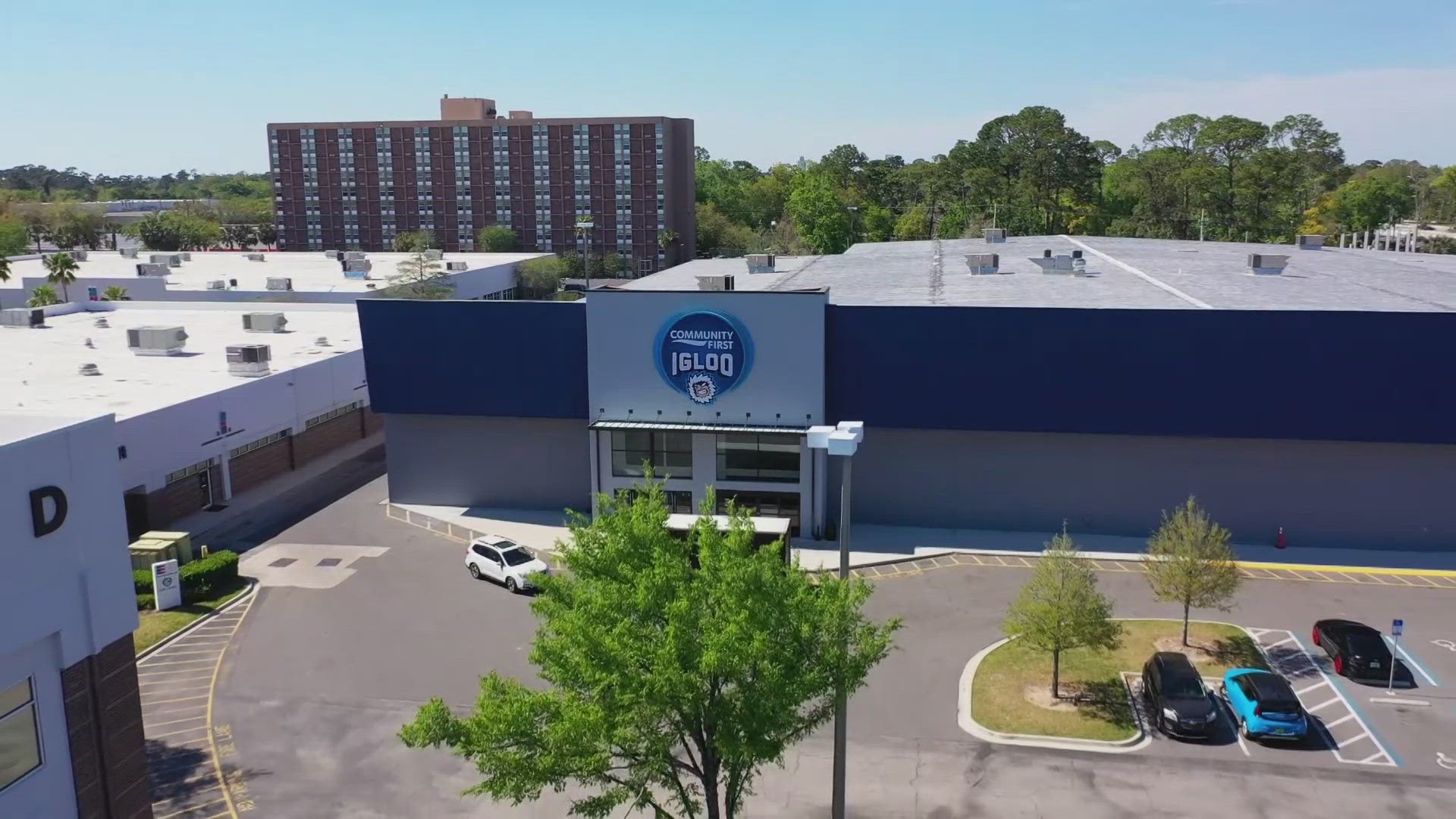 Goalie dies after hit in chest with hockey puck at Community First ...