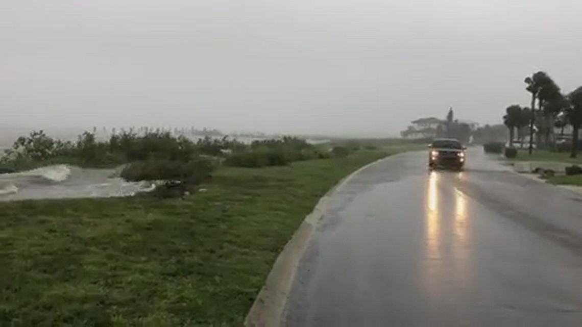 Davis Shores at 9:30AM impacts from Hurricane Ian | firstcoastnews.com