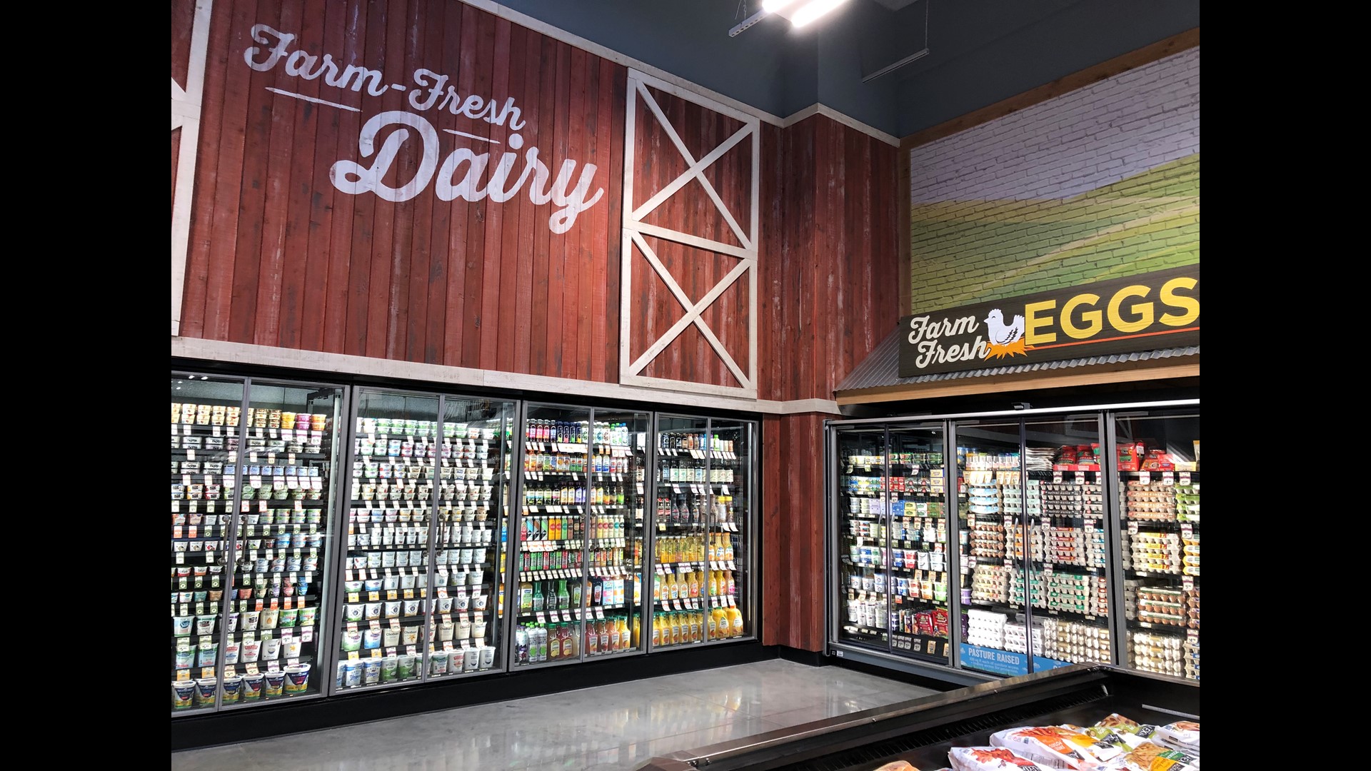 Sneak peek into Sprouts opening in the Town Center Wednesday morning ...