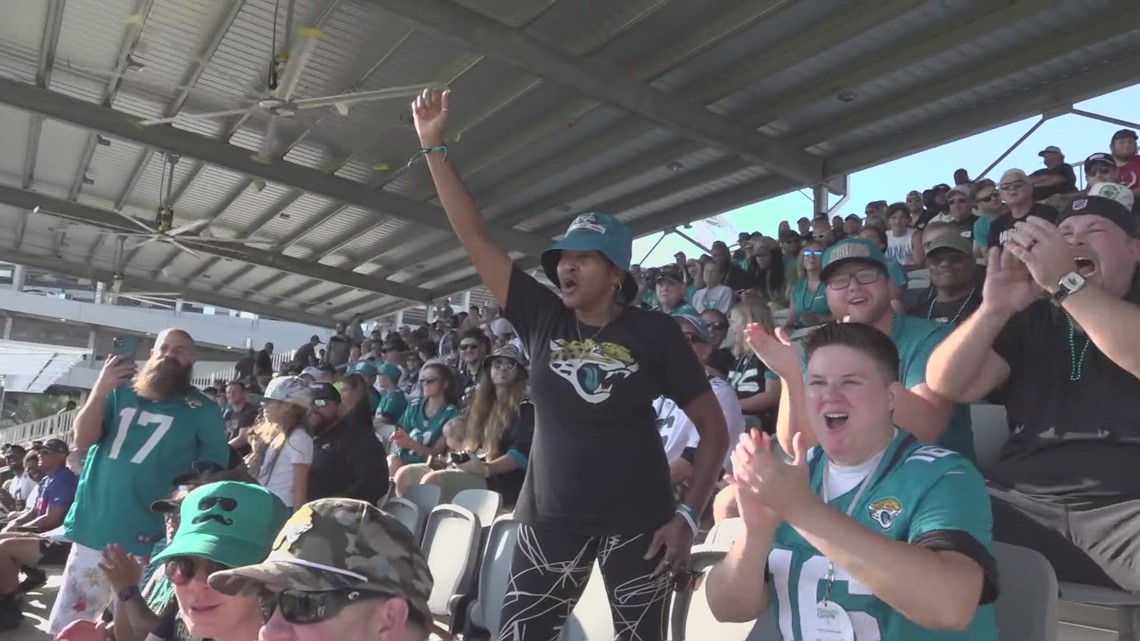 Jaguars' fans loving the fans and shade at Miller Electric Center ...
