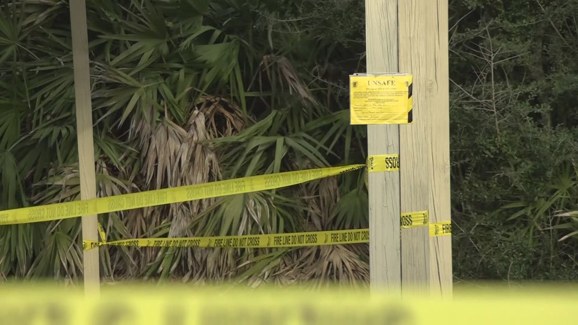 13 people hurt in deck collapse at rental home in St. Johns County ...