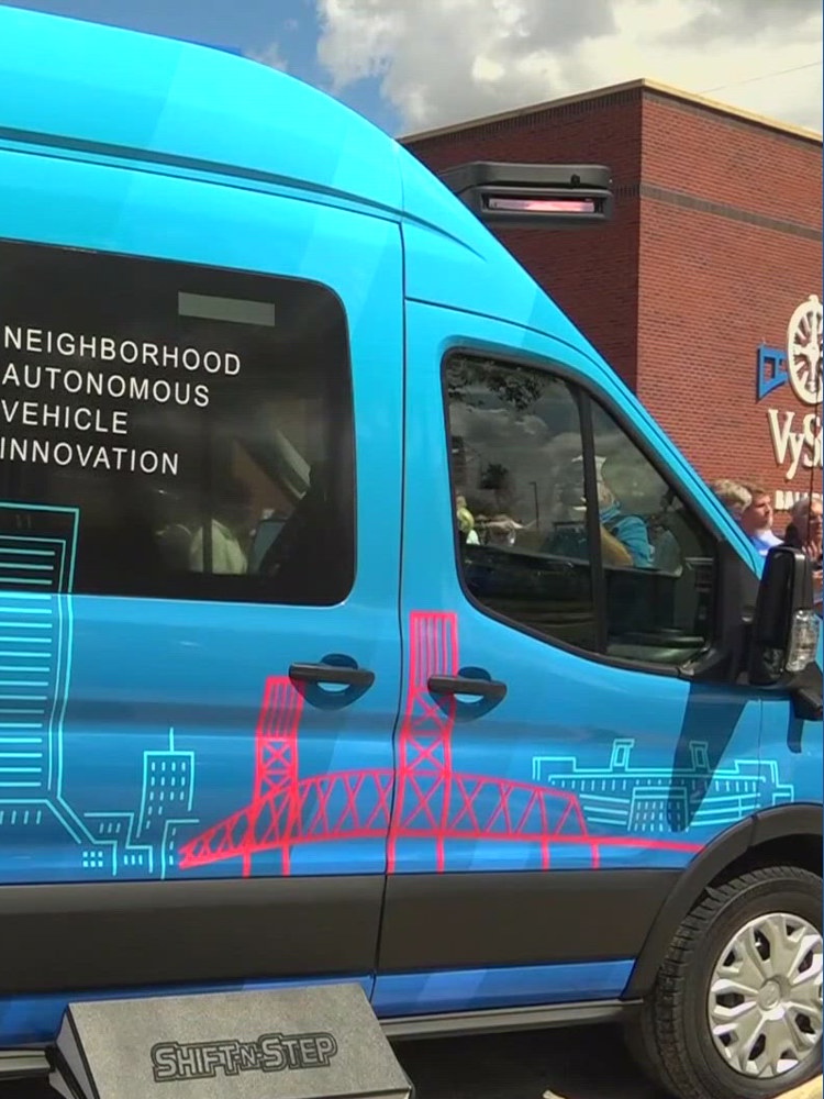 Clay County Deputy Ryan Perry arrested on armed sexual battery charges ...