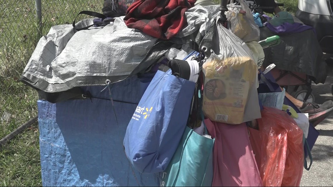 Those dealing with homelessness brace for Hurricane Ian ...