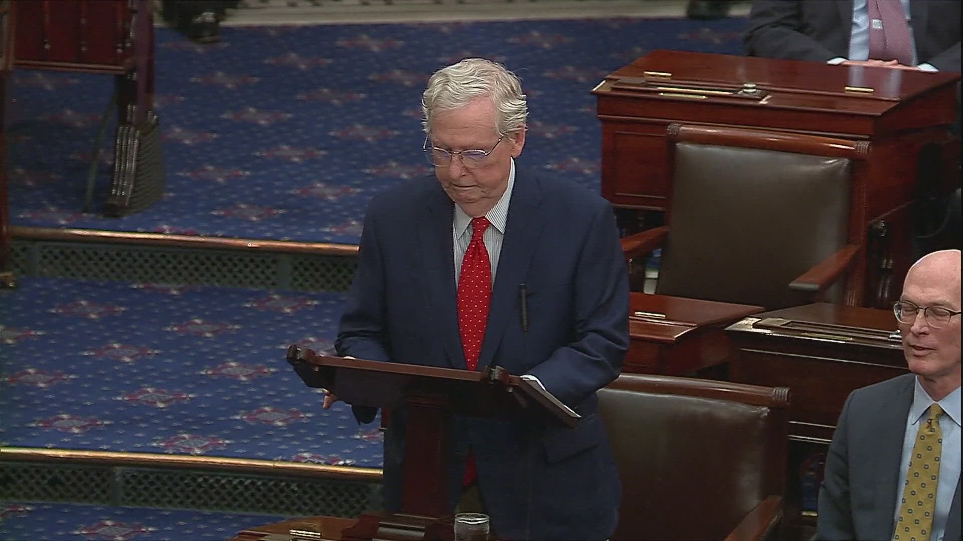 Mitch McConnell announces he won't seek reelection in 2026 ...
