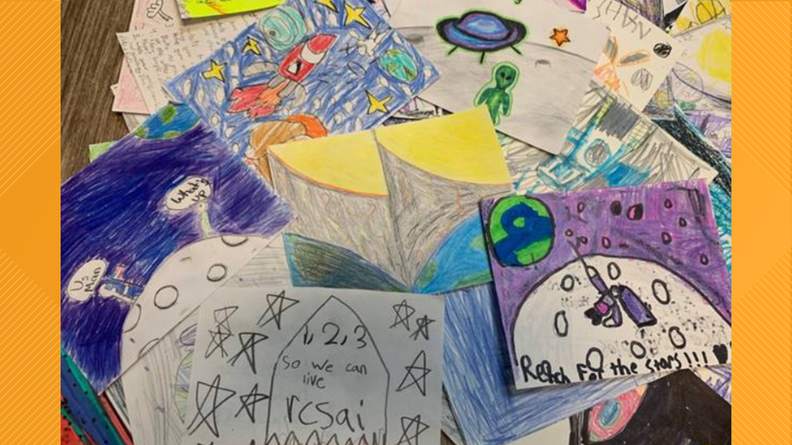 Florida students to send postcards to space | firstcoastnews.com
