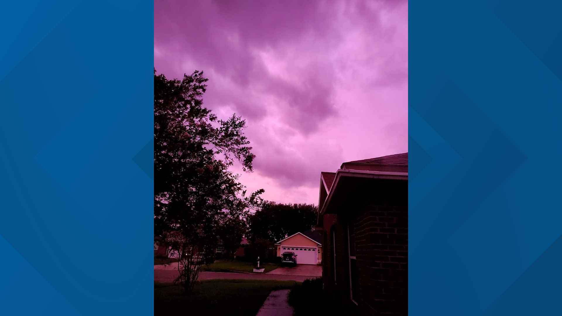 TIMELAPSE: Florida sky turns purple after Hurricane Dorian ...