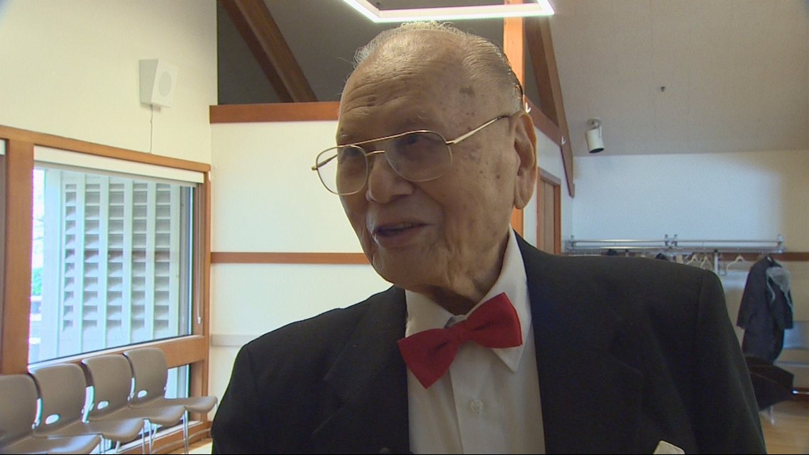 Seattle man celebrates 101st birthday showing off his dance moves ...