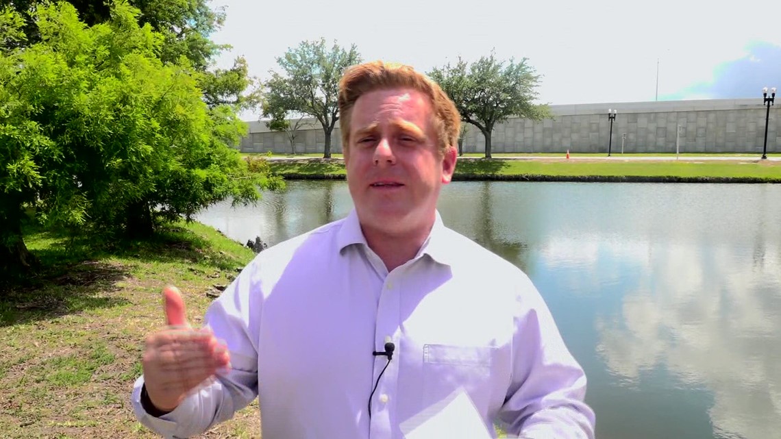 What is wind shear and how does it impact tropical systems ...