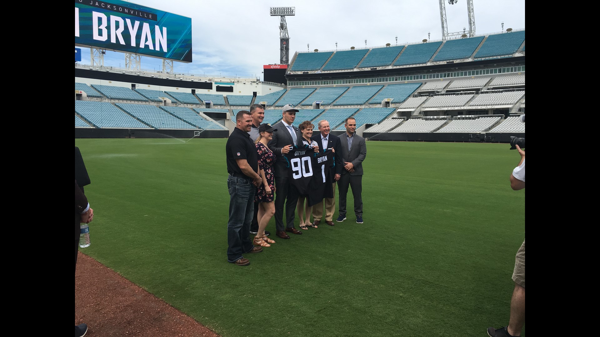New Jaguars DT Taven Bryan had a special moment with CB Jalen Ramsey at ...