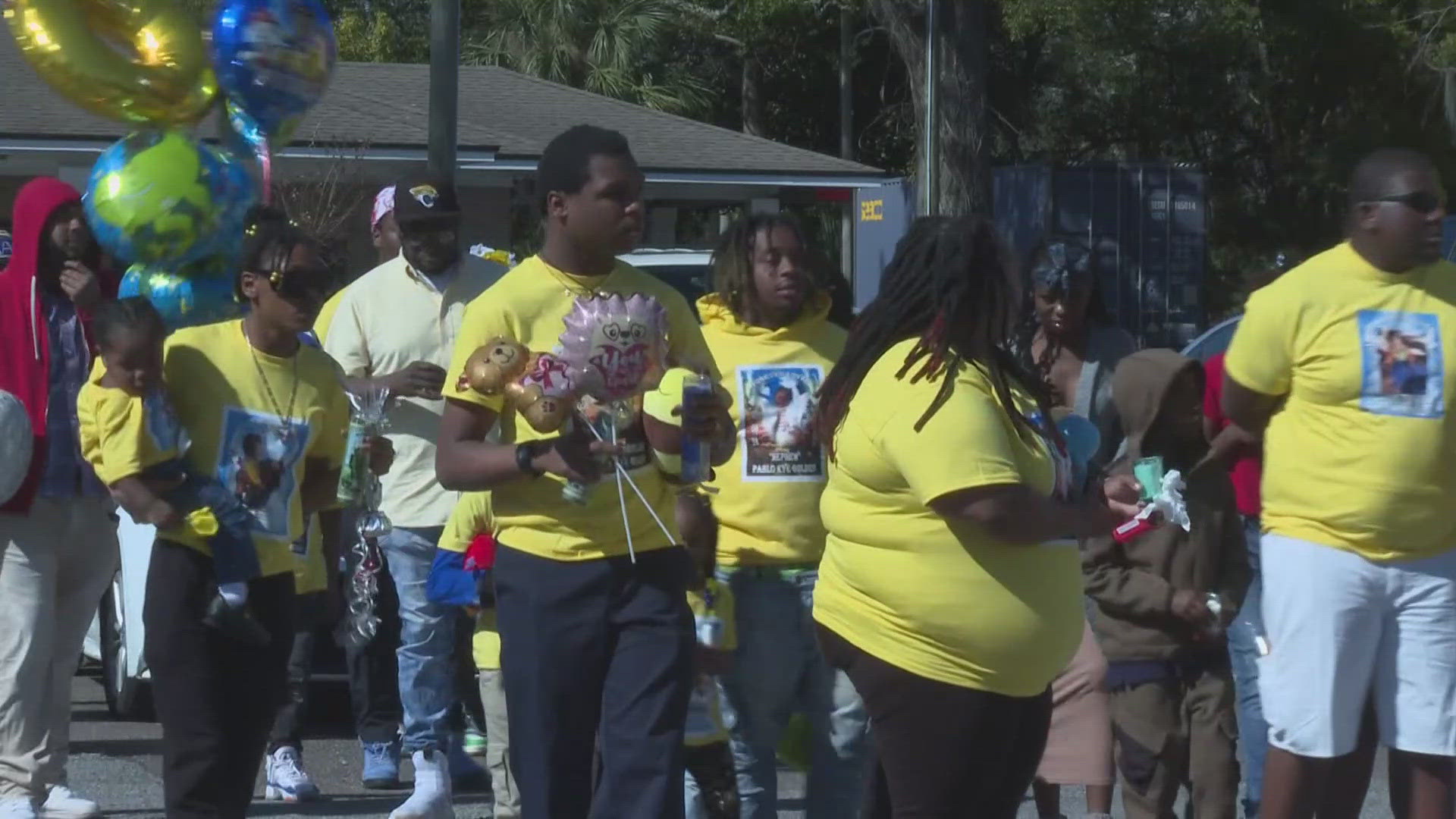 Vigil held by the family of 8 month old baby who was killed on the road ...