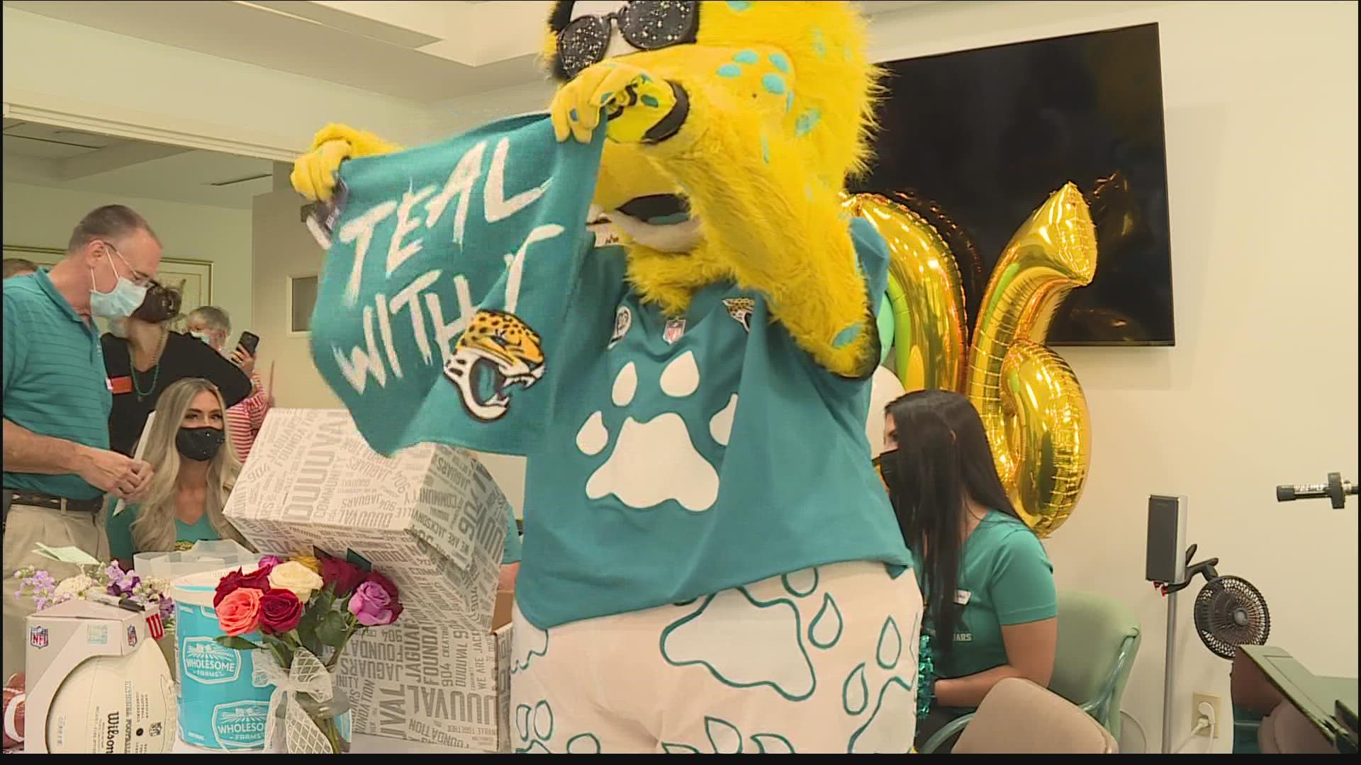Jaguars number one fan turns 106, a special birthday shoutout ...