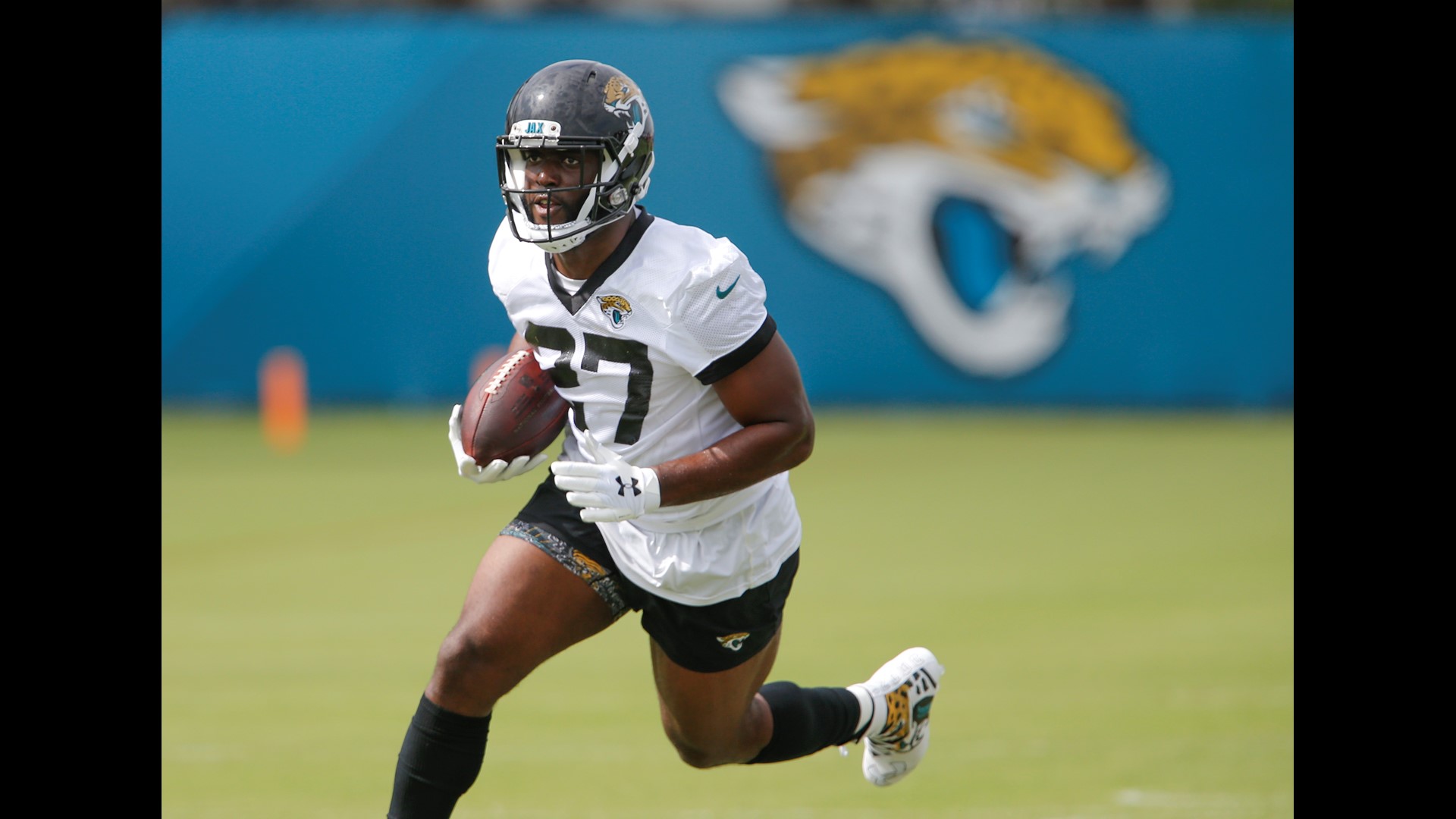 Breaking down the Jaguars' first unofficial depth chart: Surprises at ...