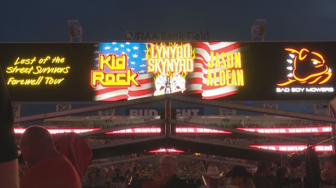 Concert fans not phased by weather delays at Lynyrd Skynyrd's final Jax ...