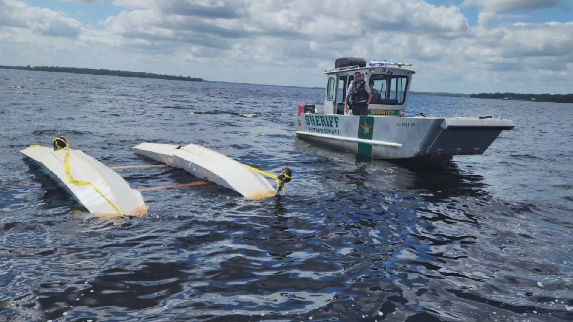 Seaplane crash-lands in Crescent Lake, no injuries reported ...