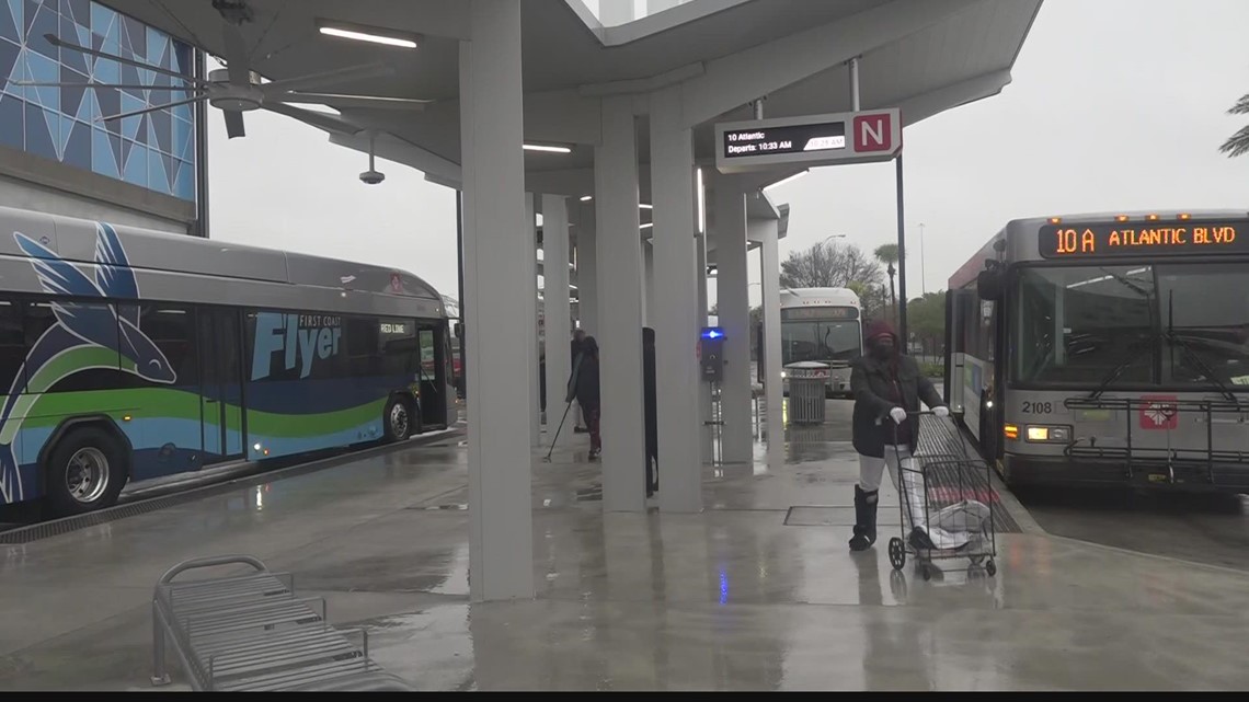 Two Jacksonville buses struck by bullets | firstcoastnews.com