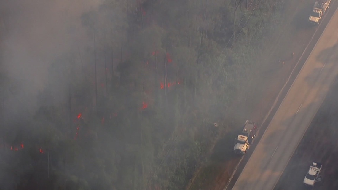 Deland brush fire caught on camera as smoke causes major traffic ...