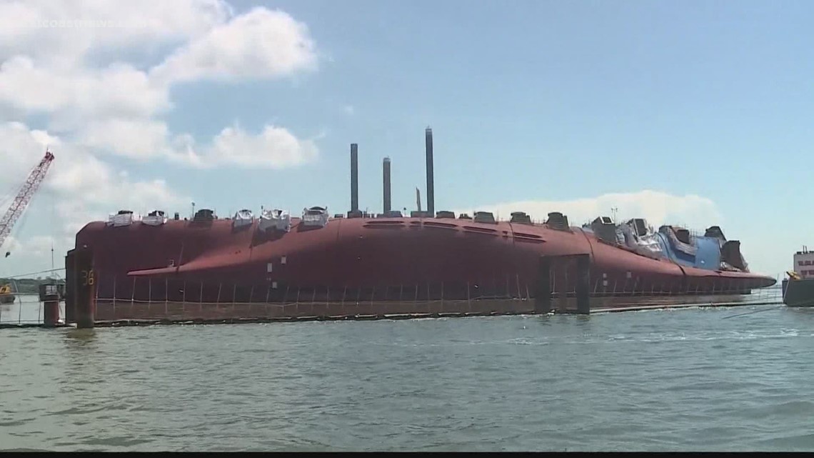 Salvage of Golden Ray cargo ship being delayed | firstcoastnews.com