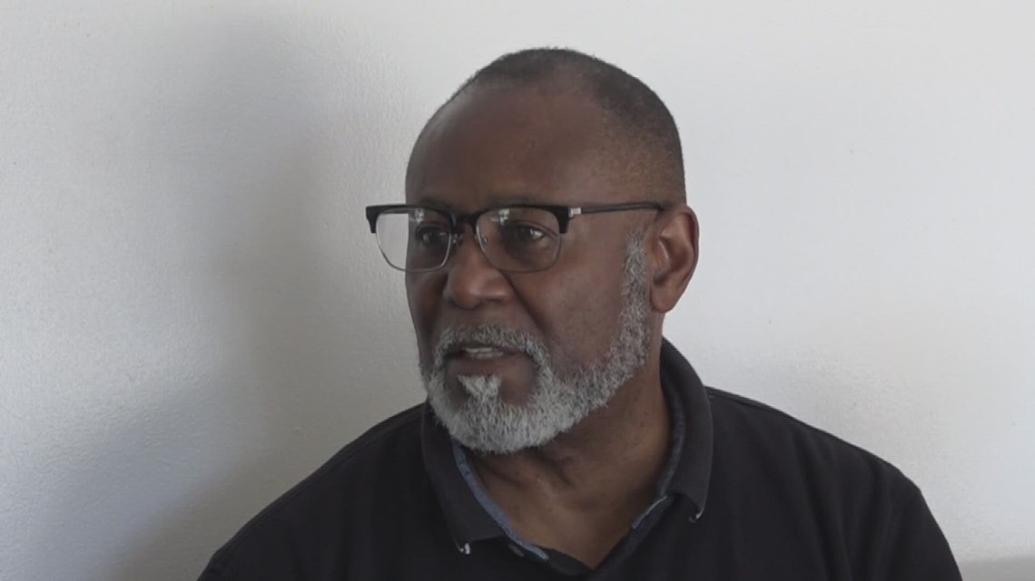 Ribault Middle School teacher resigns over Florida's new Black history ...