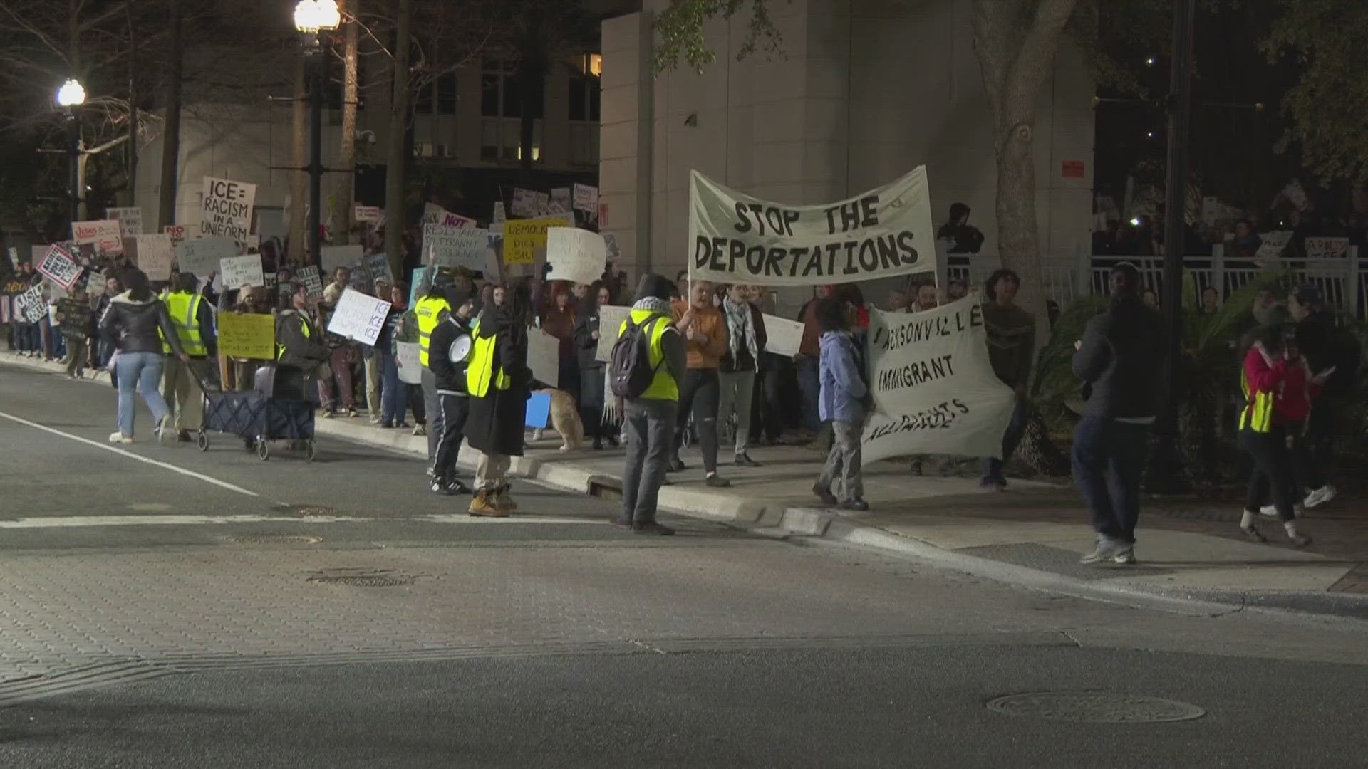 Your next everyday MacBook is only $200 | firstcoastnews.com