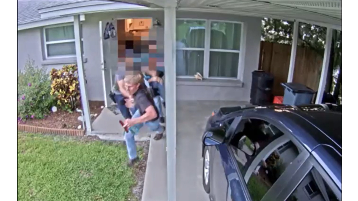 Stunning video compilation shows 25 people being arrested in Florida ...