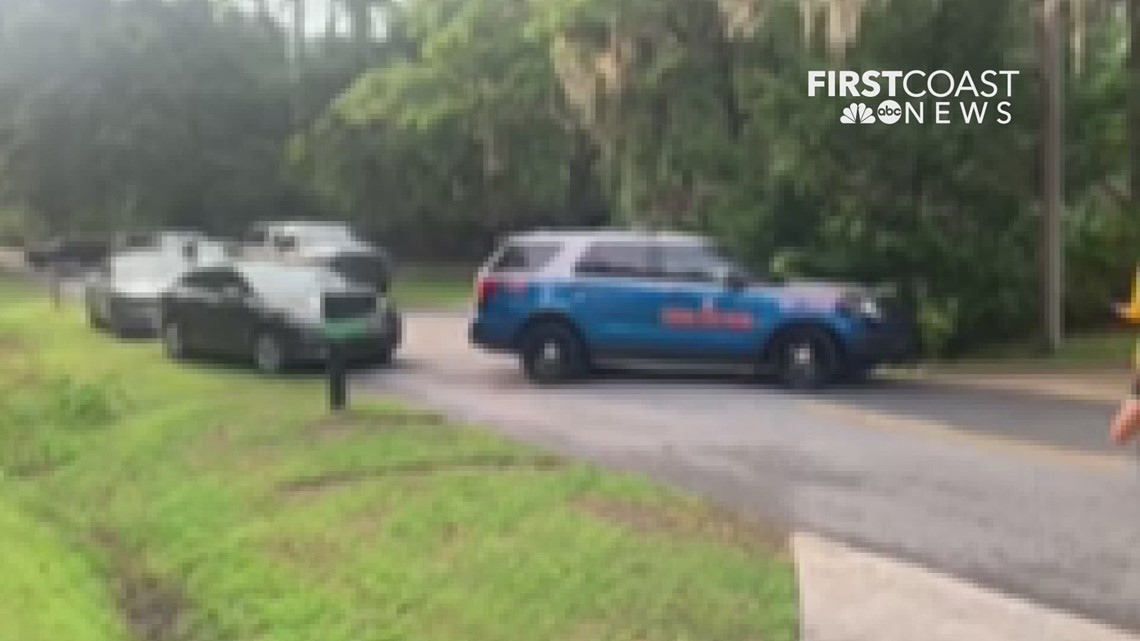 RAW: Video of GBI at William 'Roddie' Bryan Jr home, man who allegedly ...
