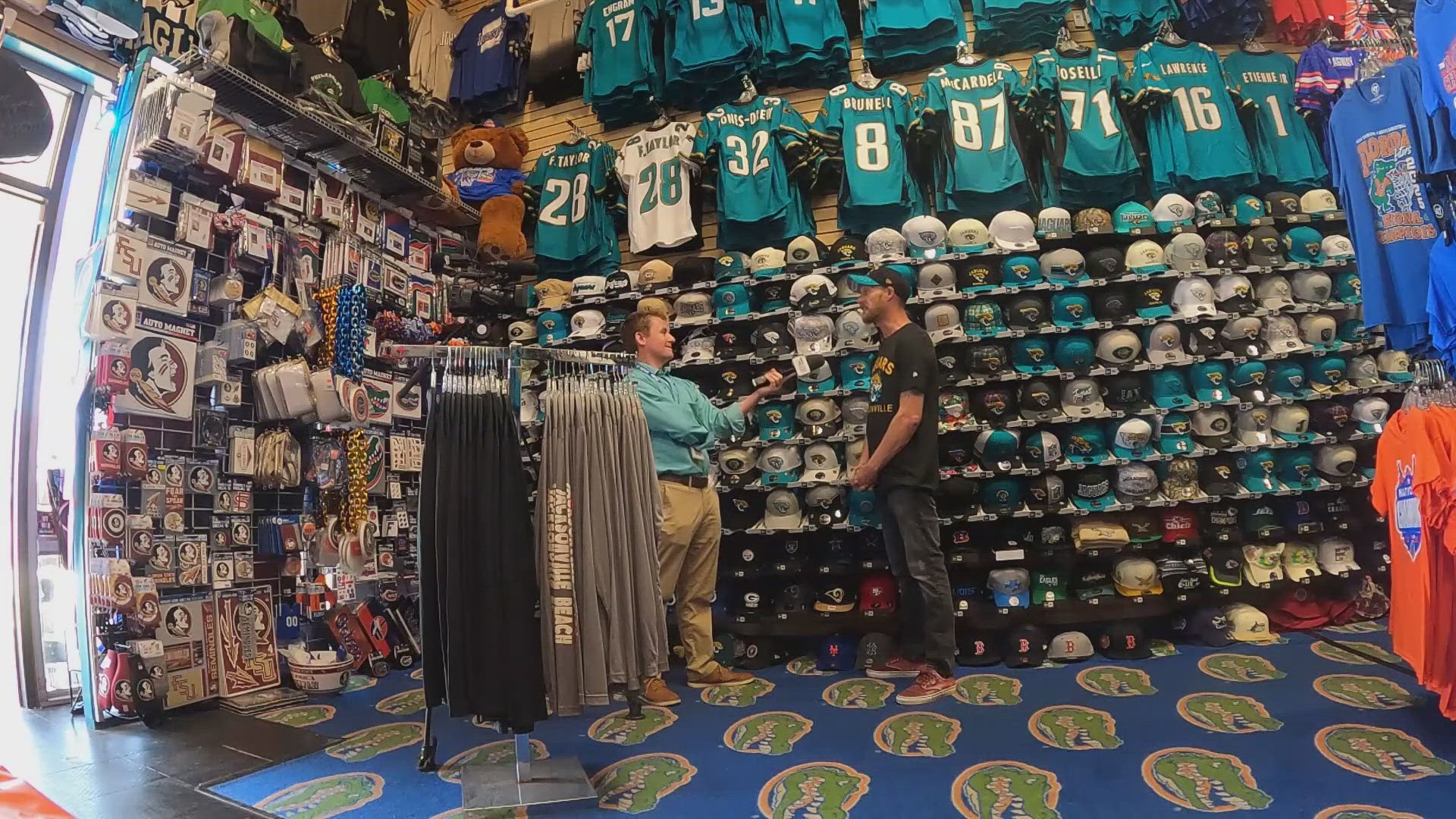 Sports store spends $30,000 on Travis Hunter merchandise ...