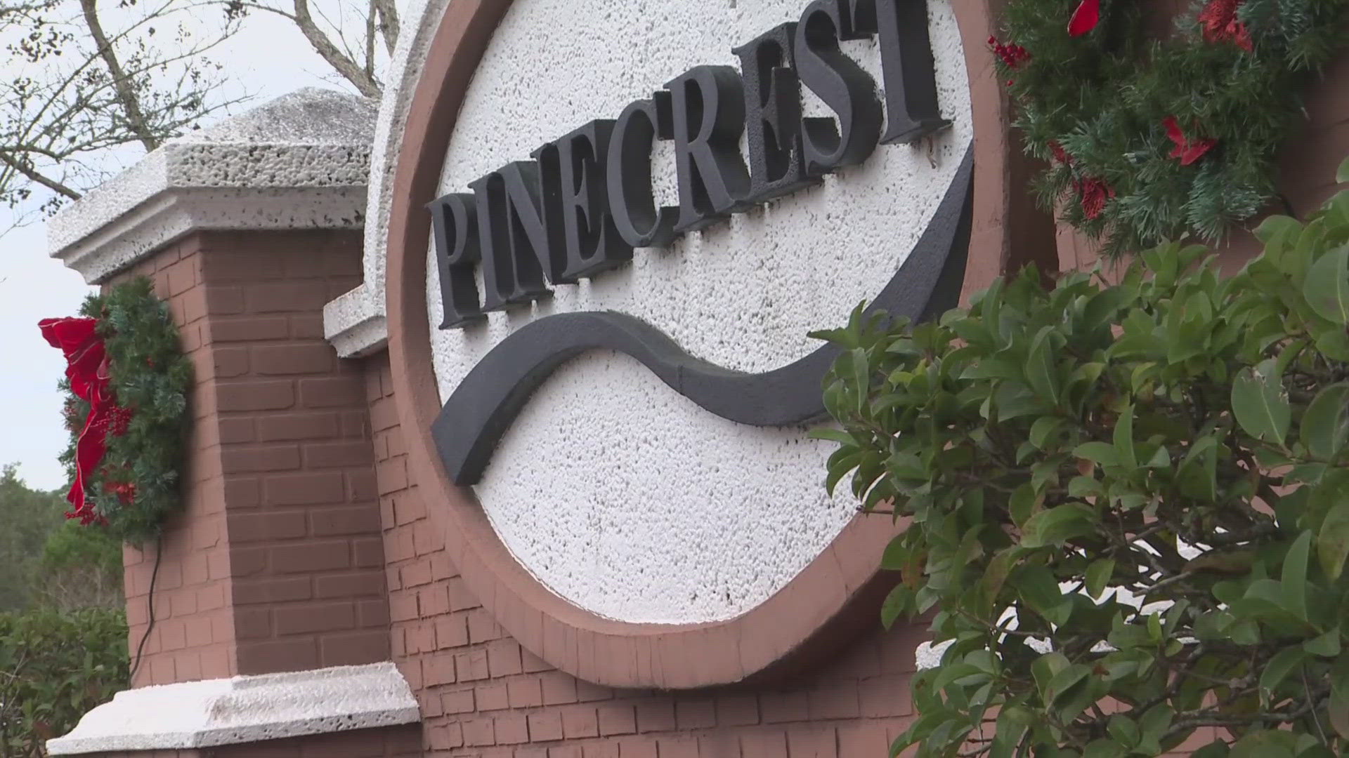 Neighbors fear for safety after man shot in face in car on Jacksonville ...