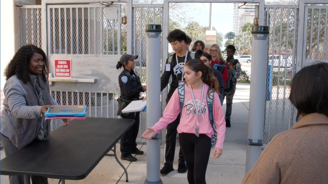 DCPS to install walk-through weapon detection system at all middle ...